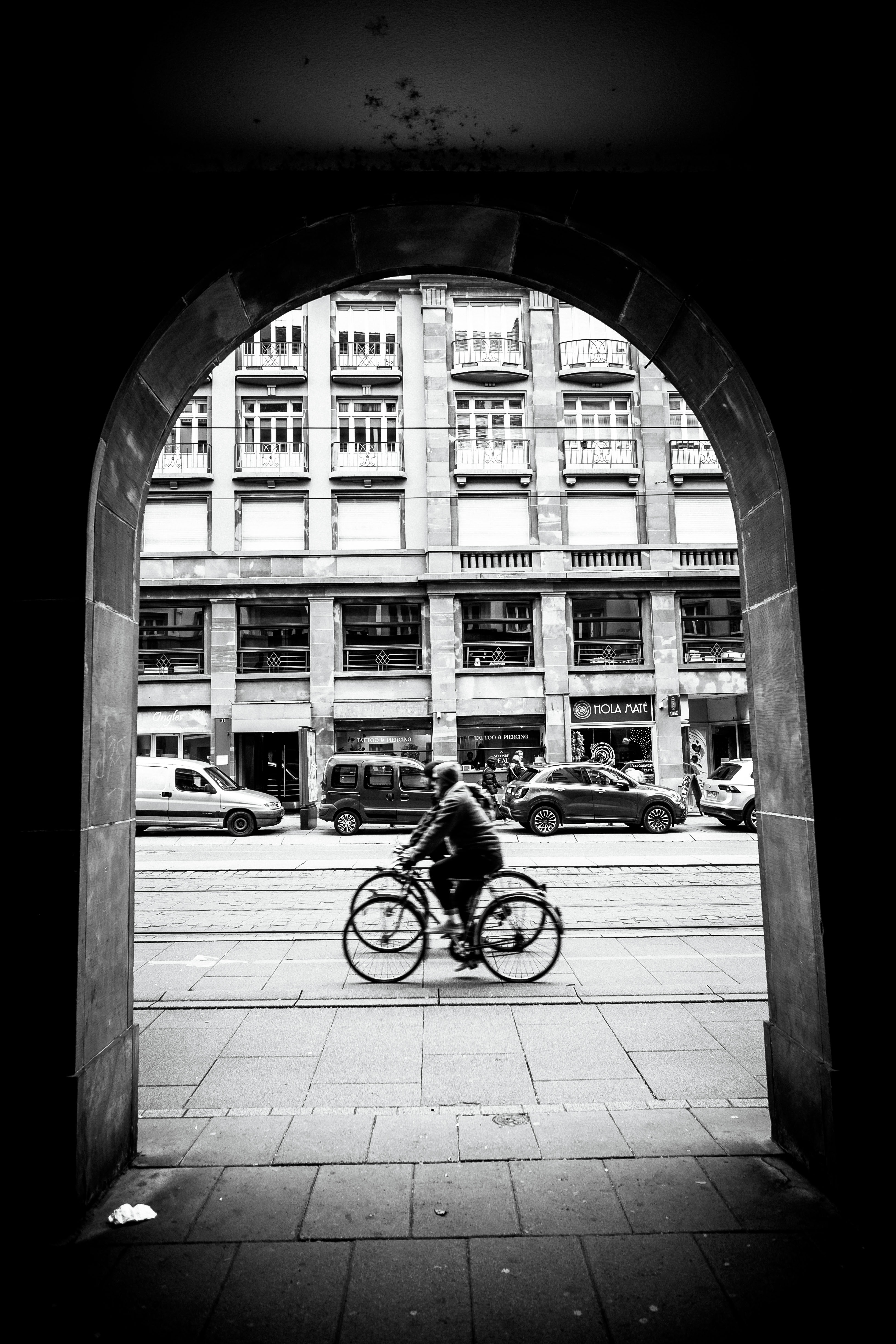 Explorations captivantes de la Photographie de Rue en France | Street ...