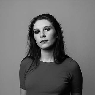 Helmet-Hopper-1×1 | Street Photography France